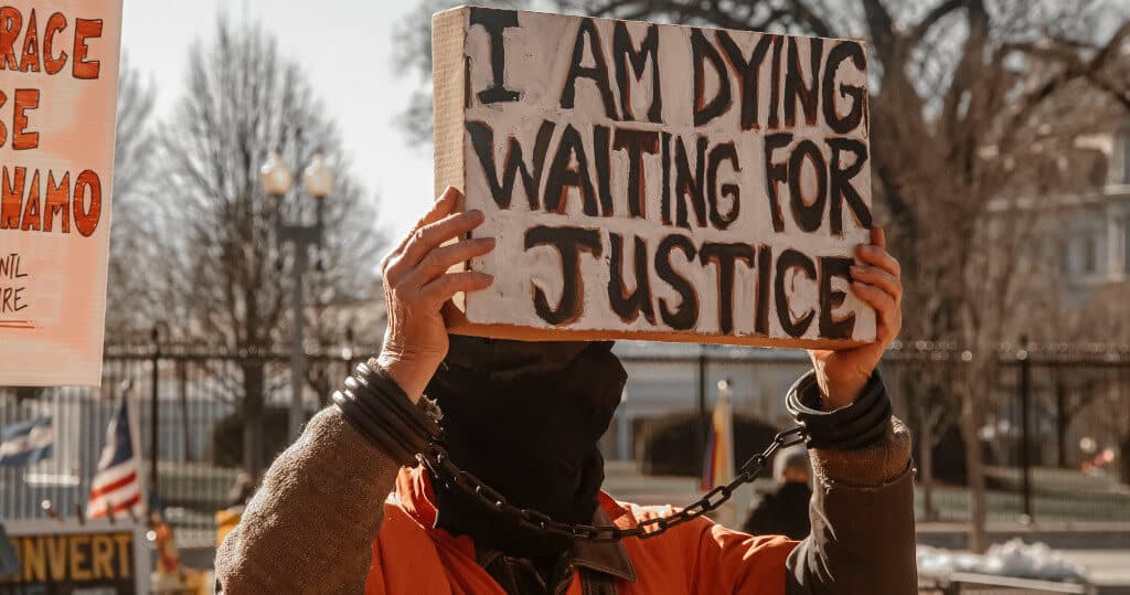 8th Amendment to the United States Constitution Explained ...