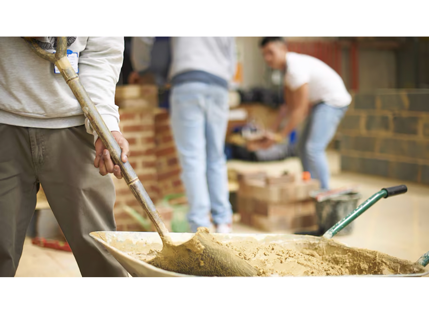 Mixing Portland Cement: Ratios and Steps Explained