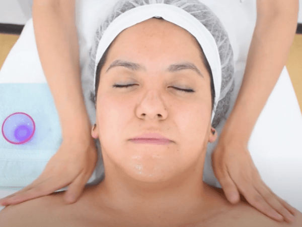 Guía fácil y profesional para dar un masaje facial | EDUEM Instituto de Cosmetología