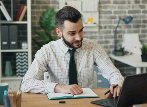 Who is An RCIC? | ImmigCanada