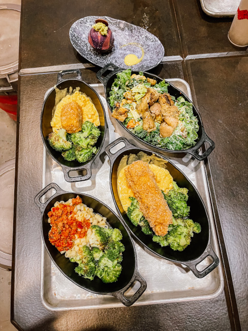 REVIEW: Docking Bay 7 Menu at Star Wars: Galaxy's Edge