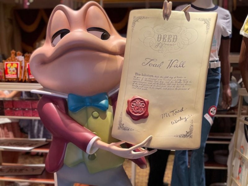 Mr. Toad Photo Spots at Disney World: Here's How to Find All Three